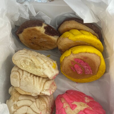 Ten Mini Conchas Mexican Sweet Bread Mini Sweet Bread 10 Count Diez ...