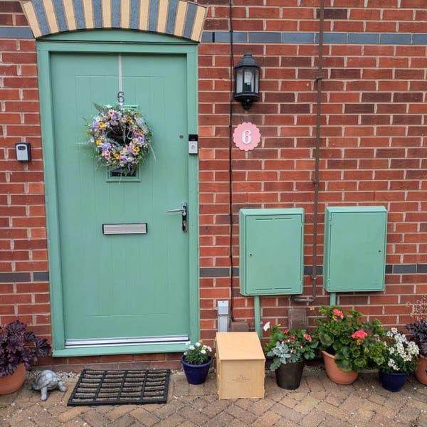 Scallop House Number Sign - Customise Number Colour - Door Sign - Etsy UK