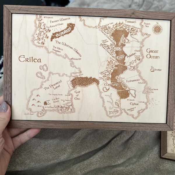 Throne of Glass Map, Wood Engraved Map of Erilea - Etsy