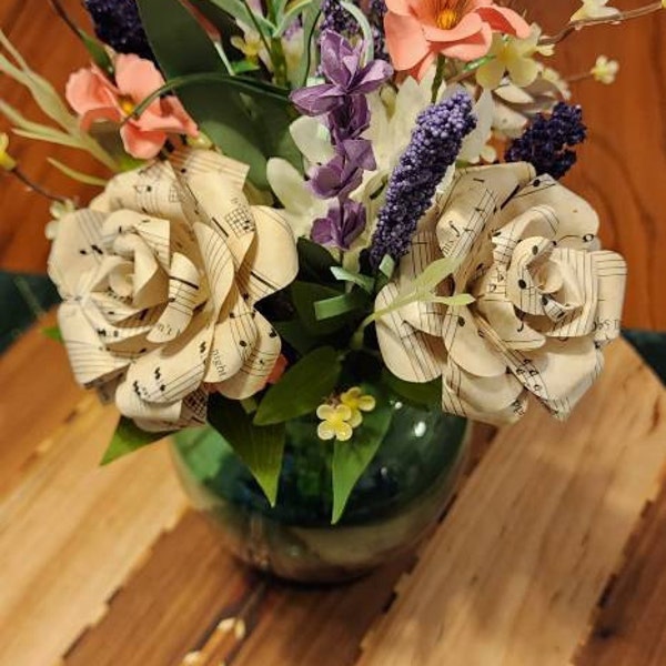 Comic Book Flower Bouquet - Marvel DC Superhero Roses - Nerd Roses ...