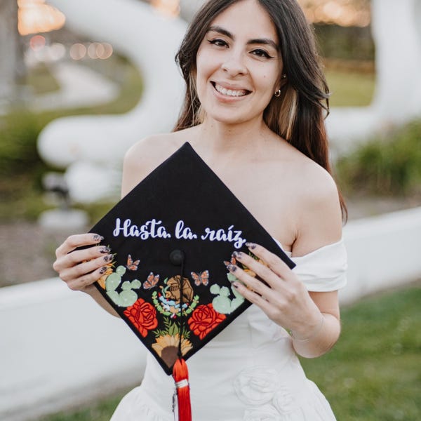 Embroidered Sunflower Graduation Cap Topper | Graduation Cap Decoration ...