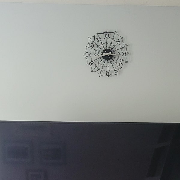 Black Modern Metal Wall Clock, Spider Web Design Wall Clock, Cute ...
