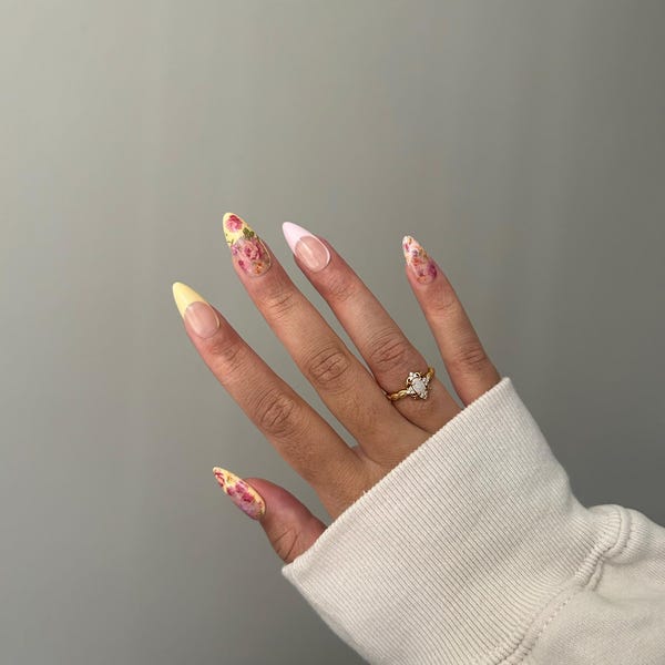 FREYA Y2K Graffiti Press on Nails Lily Pad Nails Abstract Green Ombre ...