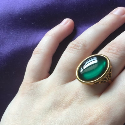 1pc GREEN GLASS RING 70s Vintage Emerald Glass Set in Golden Alloy ...