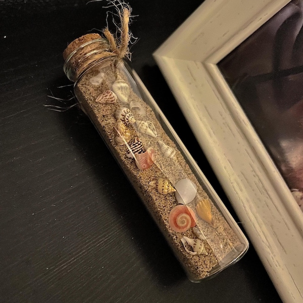 Handmade Mini Beach Sand Bottle, Beach in a Bottle Cork Sea Glass Shell ...