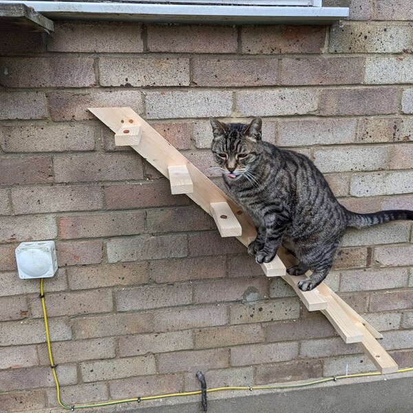 Vintage Camera Floating Wall Mount Bracket Camera Lovers Gift Stand ...