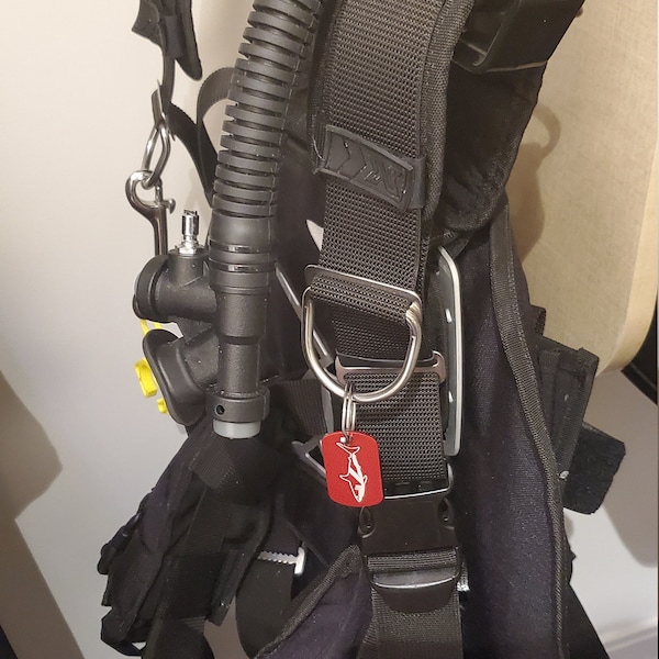 Scuba Diver BCD ID Tags. Custom Engraving. - Etsy