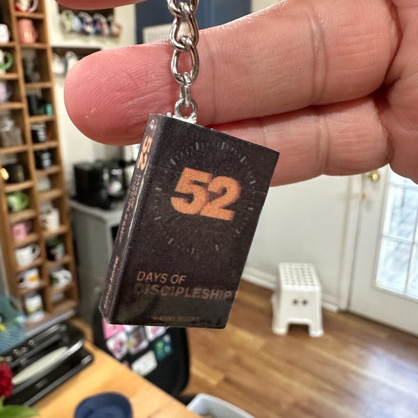 Custom Mini Book Keychain - Etsy