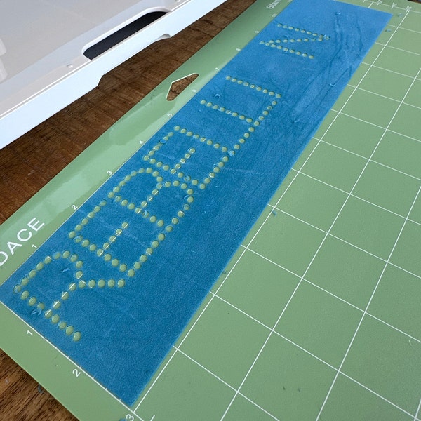 Queen Scatter Rhinestone Template SS10 Size Scatter Queen Design ...