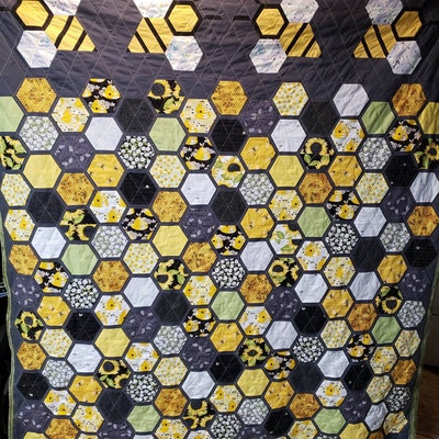 Hollow Star Table Runner, Krista Moser Modern Quilt Pattern, Cut Loose ...