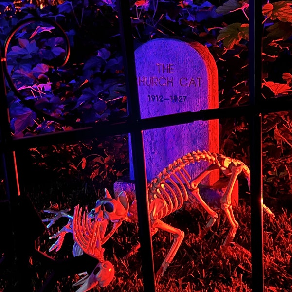 Evil Soul Studios LIFE SIZE Vintage Series Rest Gently Tombstone ...