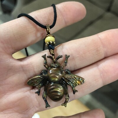 Bee Necklace Copper Bee Pendant Honeybee Necklace Nature - Etsy