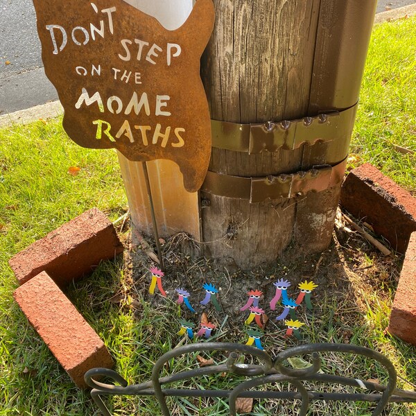 Mome Raths Plant and Garden Stake (set of 6) Alice in Wonderland - Free ...