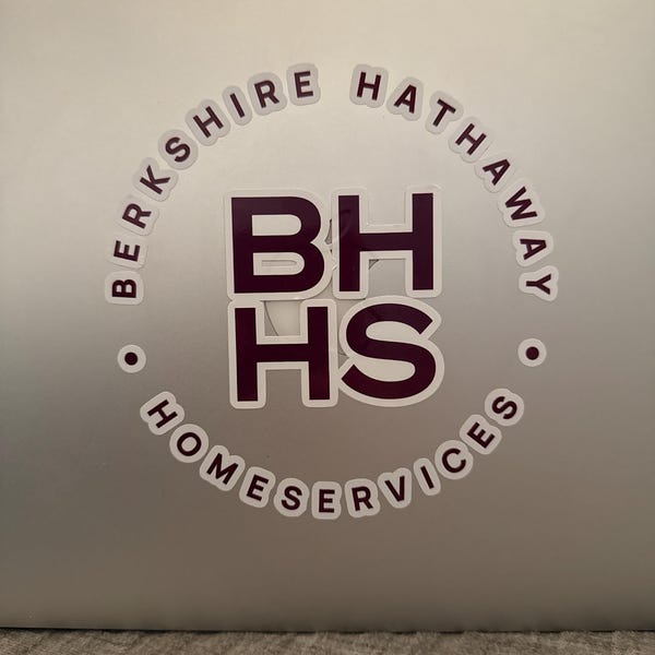 REMAX 2025 Sticker – New Logo Realtor Sticker for Laptops, Notebooks ...