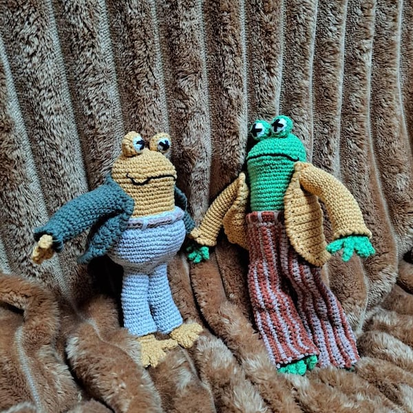 2 in 1 - Frog and His Friend Pattern Set With the Clothes Included ...