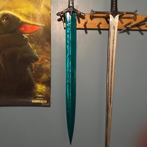 Colette, Brock, Trophy Brawl Stars Keychain Pin Merchandise Cute Metal ...