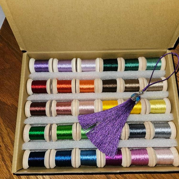 Embroidery Silk Spools | Pack of 30 Spools Hand-dyed 100% Natural ...