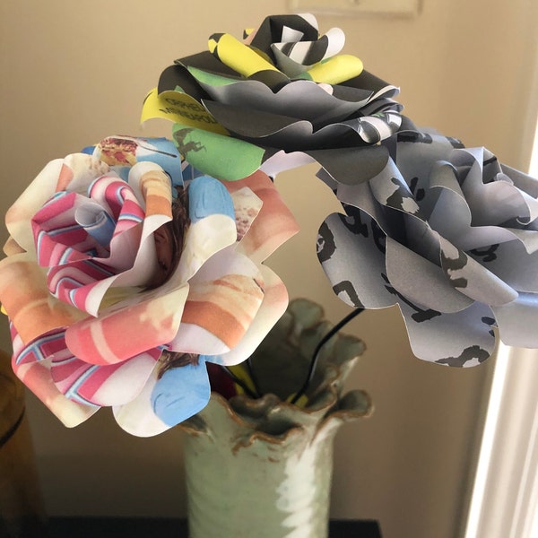 Broadway Playbill Flowers - Musical Bouquet - Theatre Roses - Wedding ...