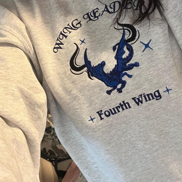 Wingleader Xaden Riorsen Sweatshirt/ Licensed Fourth Wing Merch ...