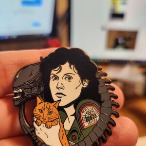 FANCY CLOWN // Terrifier Inspired Hard Enamel Pin // Art the Clown - Etsy