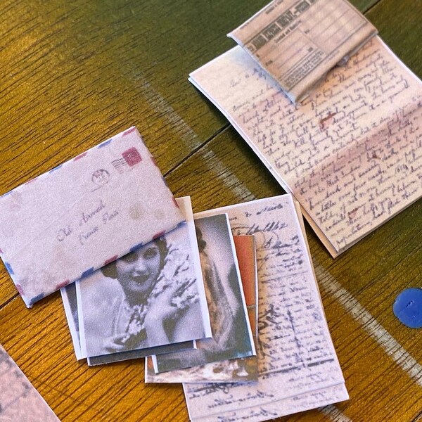 Printable Miniature Retro Letters, Photos and Envelopes | Dollhouse | 1 ...