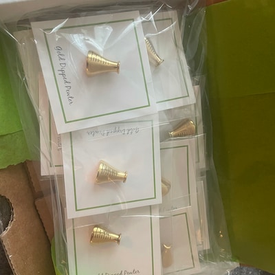 Gold Flask Lapel Pin CC296G Science and Laboratory Pins for Scientists ...