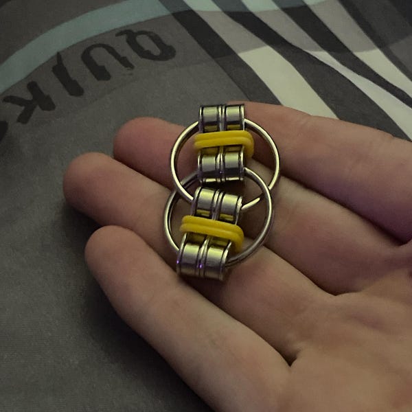 Think Link ™ Fidget Toy for Adults Children (multiple Colors), Quiet ...