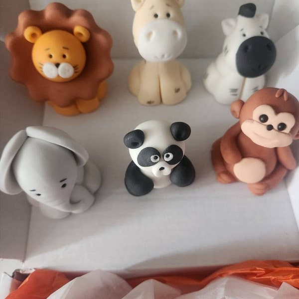 EDIBLE Jungle Animals Cake Topper / Set of 6 / Any Personalised Name ...