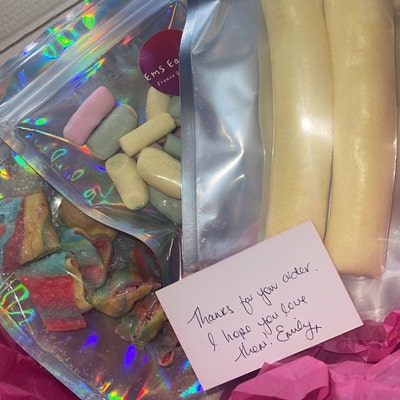 UK Freeze Dried Apple Chamoy & Tajin Rings Crisp, Light, Airy Delicious ...