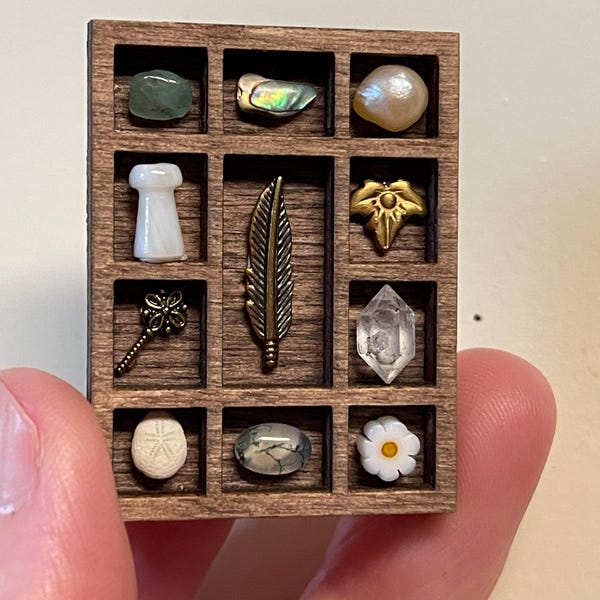 Heart - Mini Curio Shelf - Etsy