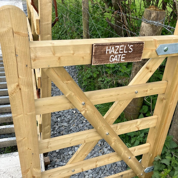 Wedding Signpost, Wedding Ceremony Post, Party Signpost, Event Signpost ...