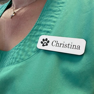 PAW PRINT Vet Tech Name Tag Veterinarian RVT Name Badge Veterinary ...