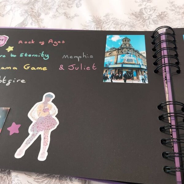 Wicked the Musical Elphaba and Glinda Matching Hard Enamel Keyring Set ...