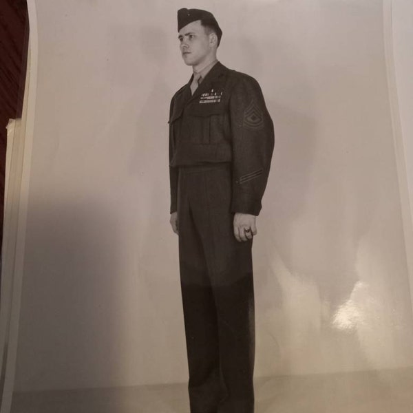 Military Photo 1950s Family Receiving Purple Heart Posthumously Robert ...