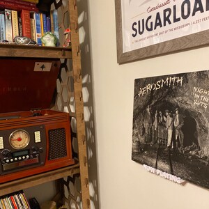 NOW PLAYING Vinyl Record Music Display Wall Mount Rack 3D | Etsy