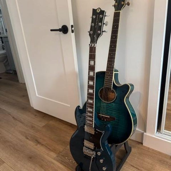 Double Decker Ukulele + Guitar Stand, Customisable for Two / 2 Ukes ...