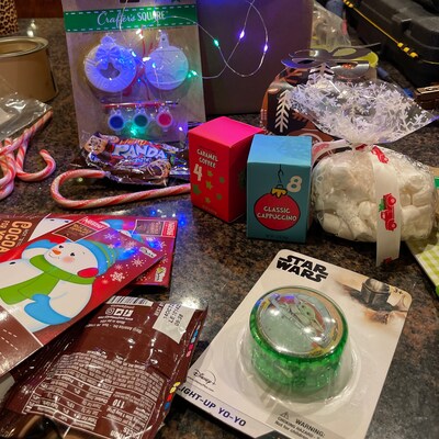 Family Hot Cocoa & Game Kit the Perfect Snowy Day Kit for Your Whole ...