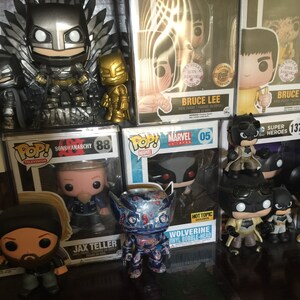 Custom Funko Pop Fugitive Predator translucent Lightning by Mikous - Etsy
