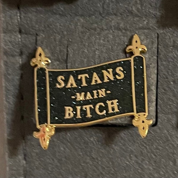 Satan's Main Bitch Halloween Enamel Pin // Halloween Pins // Witchcraft ...