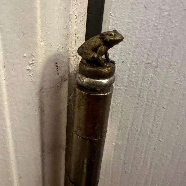 Hinge Head Frog (3 per Set) - Etsy