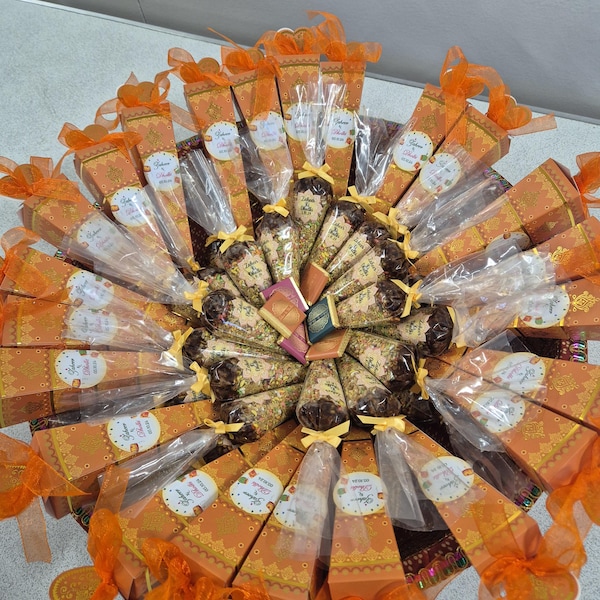 Dhol Mendhi Mehndi Dholki Wedding Favours Candy Cone Shaped Boxes ...