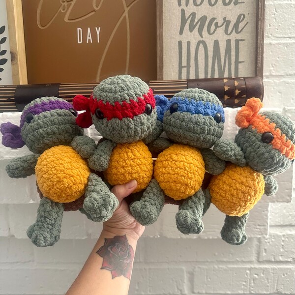 Zeek the Zombie Amigurumi Crochet Pattern, Halloween Pattern, Spooky ...