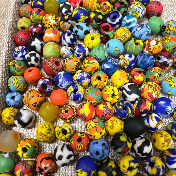 Round African Powdered Glass Beads, Recycle Beads, Hand Painted Beads ...