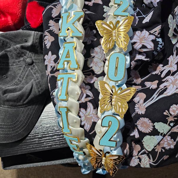 Hello Kitty Graduation Leis / Graduation Gift /dodgers Lei/ Kuromi Lei ...