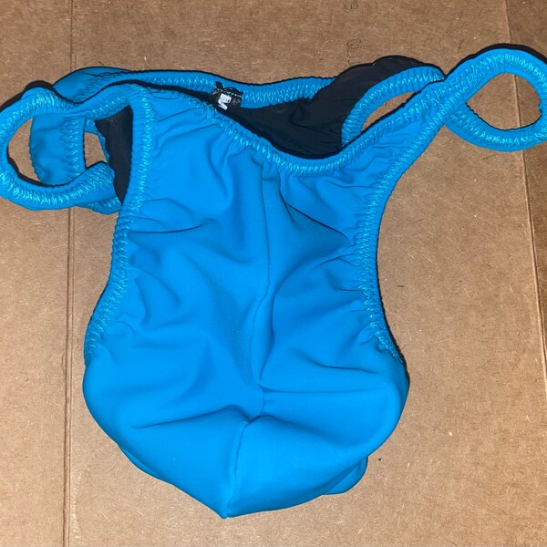 Custom Men's Bodybuilding Posing Trunks - Matte Teal - Competition ...