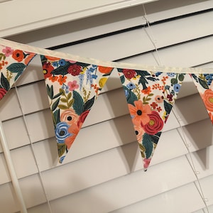 Red & Black Buffalo Plaid Fabric Bunting Banner. Buffalo Plaid Pennant ...