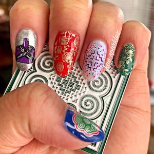 Hmong Nail Art Stamping Kit Plate, Sleeve Protector, Stamper, & Scraper ...