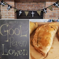 Boxed Set of Cornish Christmas Tree Decorations - Etsy UK