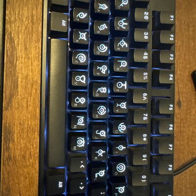 Red & White Keycap Set 104 Pc W/ Free Custom Keycap Backlit Doubleshot ...