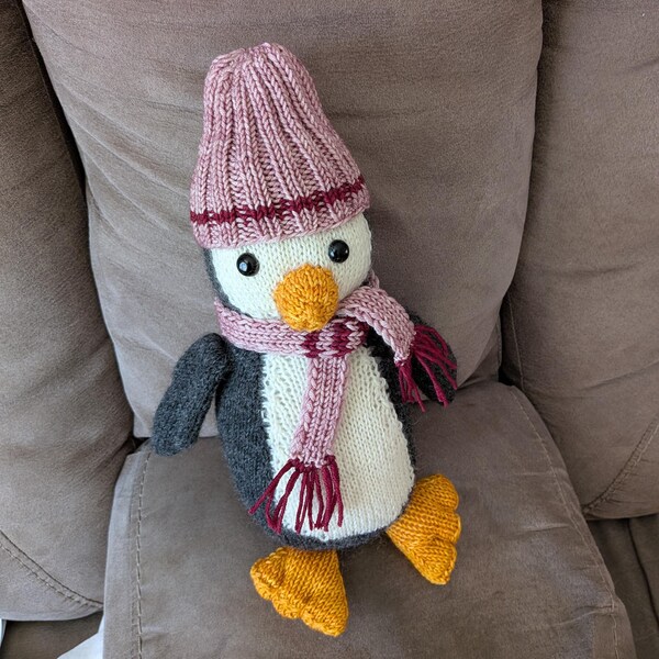 Baby Penguin Knitting Toy Pattern - Toy Knitting Patterns ...